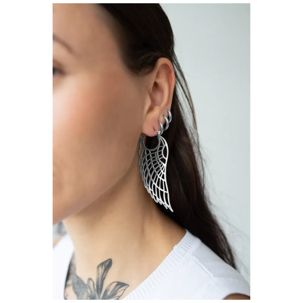 Wing Hoops - Wildcat International