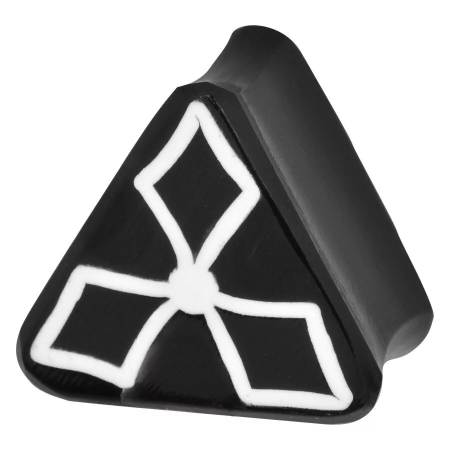 White Diamond Triangular Plug - Wildcat International